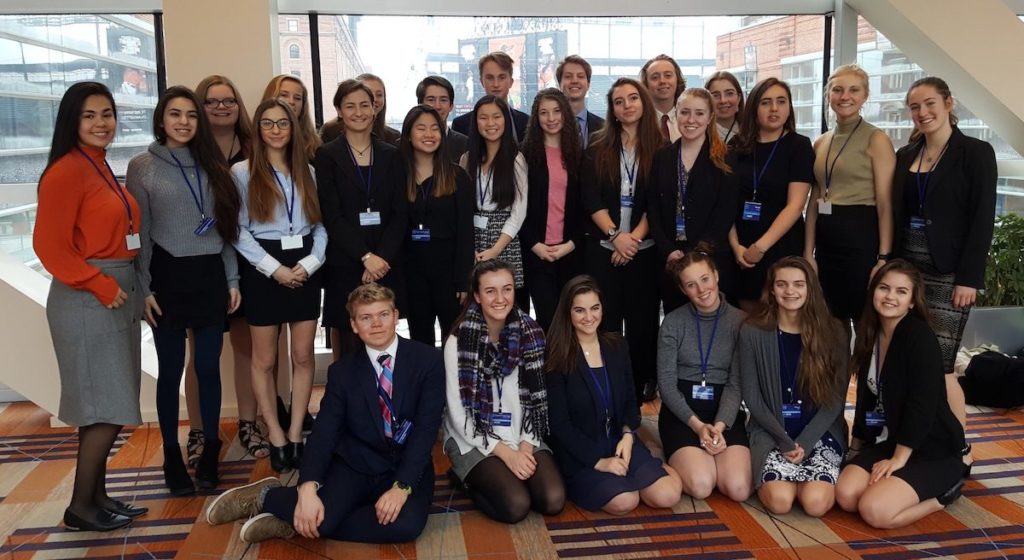 Model United Nations - KHOL 89.1 FM